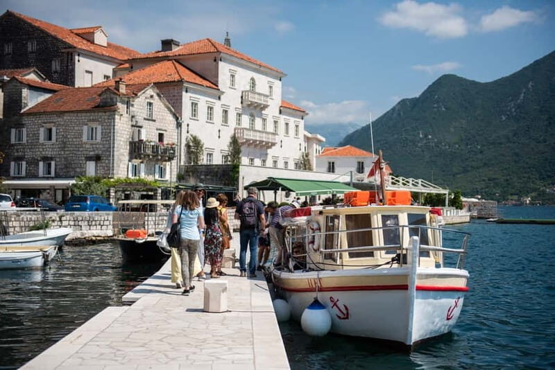 Kotor & Perast: Guided Day Trip From Dubrovnik - Insights from reviews