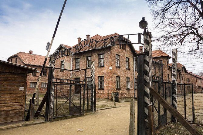 Krakow: Auschwitz-Birkenau & Salt Mine OneDay Tour (hotel pickup) - Key Points