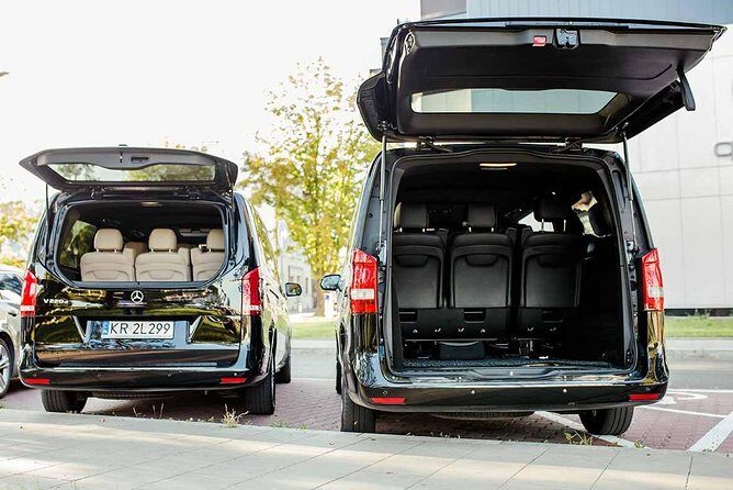 Krakow Balice Airport Shuttle Bus - What Makes This Shuttle Stand Out?