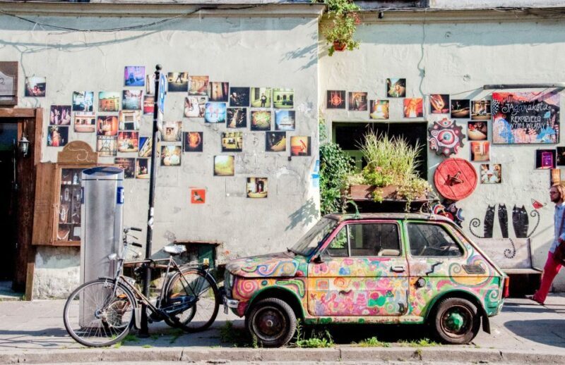 Krakow: Bike Tour of Old Town, Jewish Quarter and the Ghetto - Key Points