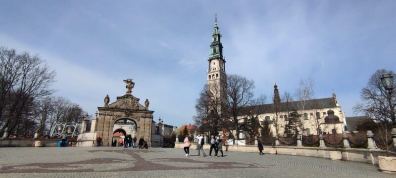 Krakow: Black Madonna Sanctuary of Czestochowa - Guided Tour - Key Points