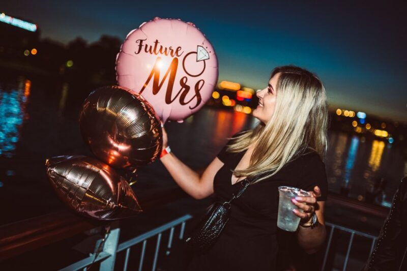 Krakow: Boat Party with Unlimited Drinks - FAQ