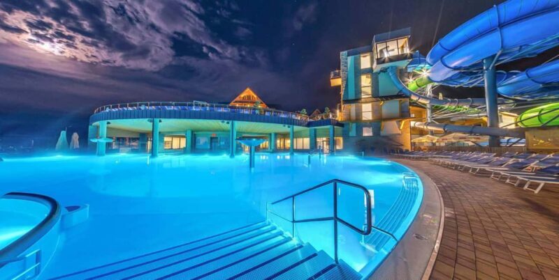 Krakow: Chocholowskie Thermal Baths Evening Ticket - Who Should Consider This Tour?