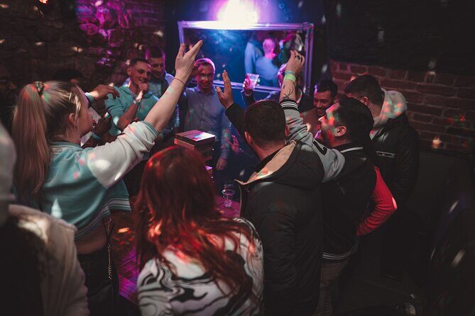 Krakow Club Crawl with 1 Hour Free Alcohol & Free VIP Entrance - FAQ