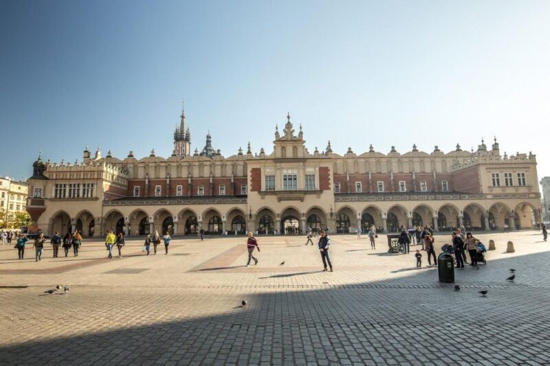 Krakow: Collegium Maius, St. Marys Basilica & Cloth Hall - A Practical Look at the Tour Experience