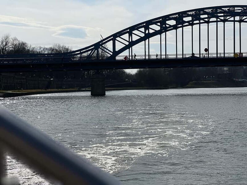 Krakow: Day or Night Vistula River Cruise with Audio Guide - Authentic Insights from Reviewers