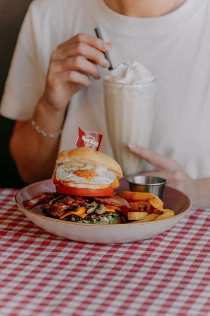 Krakow: Hard Rock Cafe Breakfast - A Closer Look at the Krakow Hard Rock Cafe Breakfast Experience