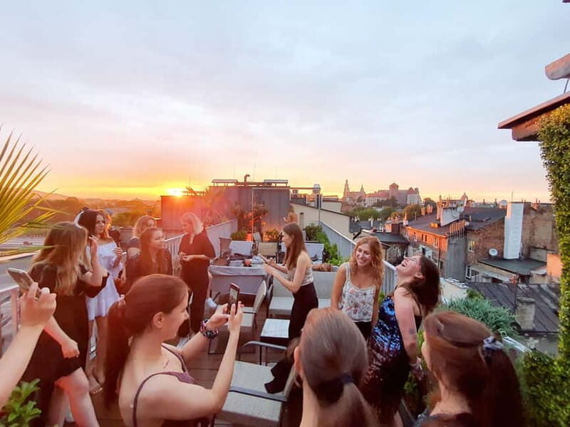 Krakow: Hidden Rooftop Bar Reservation with 1 Cocktail - Final Thoughts