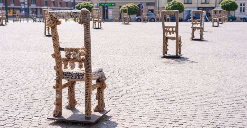 Krakow: Jewish Ghetto Guided Walking Tour - Exploring Krakow’s WWII Jewish Ghetto in Depth