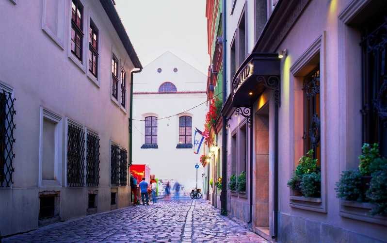 Krakow: Jewish Quarter and Former Ghetto Tour by Golf Cart - Practical Details and Tips