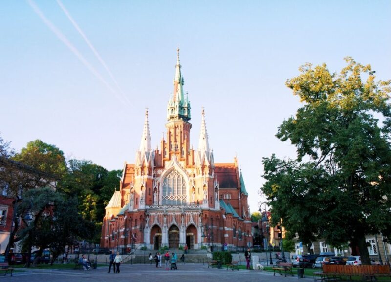 Krakow: Jewish Quarter and Former Ghetto Tour by Golf Cart - FAQ
