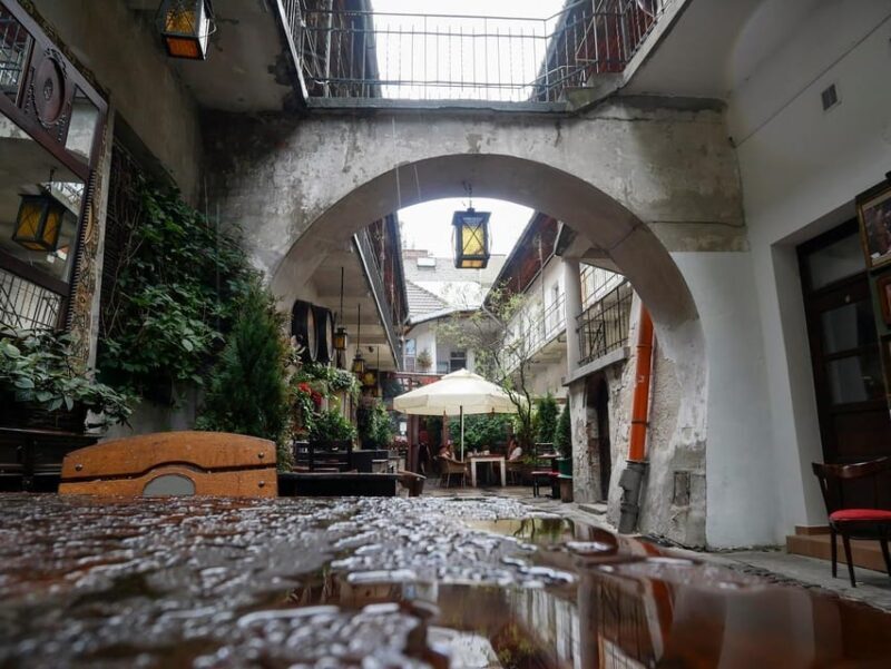 Kraków: Jewish Quarter & Schindlers Factory Guided Tour - A Deep Dive into the Tour Experience