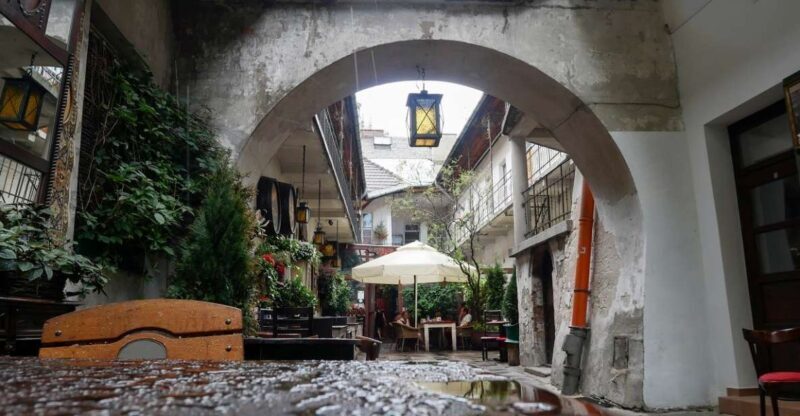 Krakow: Kazimierz, Schindler's Factory & Ghetto with Guide - Discover Krakow’s Jewish Heritage with a Guided Tour