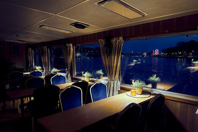 Krakow: One Hour Evening or Night Boat Trip - Reliability and Customer Feedback