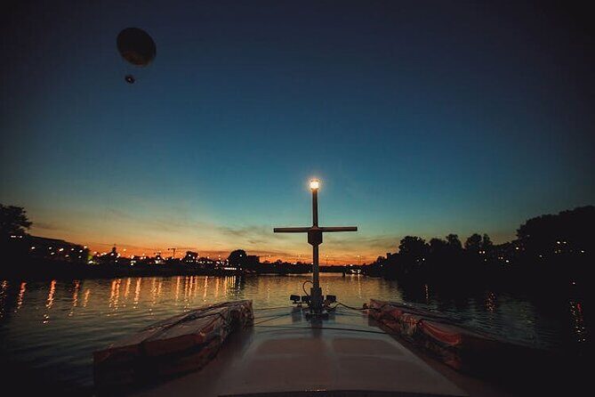 Krakow: One Hour Evening or Night Boat Trip - The Sum Up