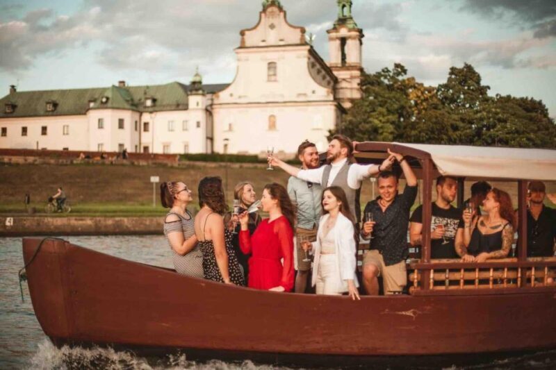 Krakow: Private Traditional Gondola Cruise - FAQ
