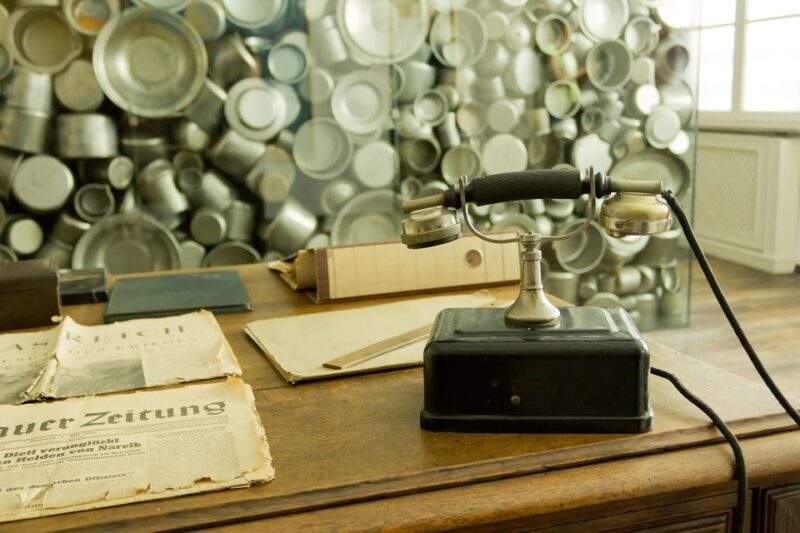 Krakow: River Cruise and Guided Visit to Schindlers Factory - Who Is This Tour Best Suited For?