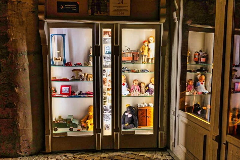 Krakow: Schindler's Factory Ticket and Guided Tour Option - Who Should Consider This Tour?