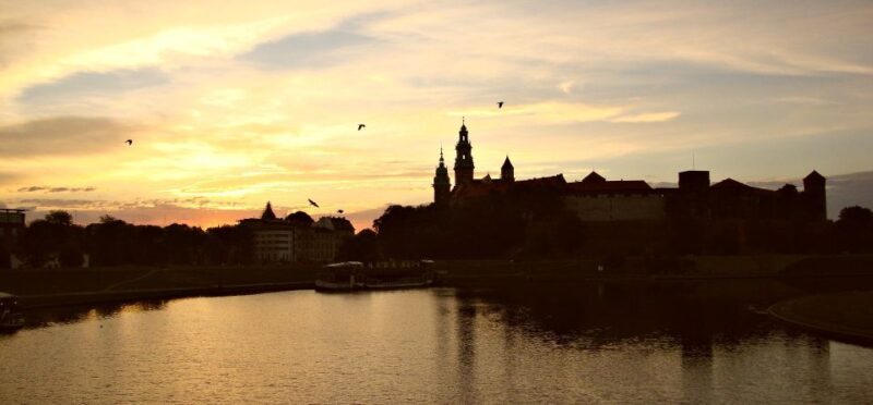 Krakow: Skip the Line Wawel Castle & Cathedral Private Tour - Final Thoughts: Who Should Book This Tour?