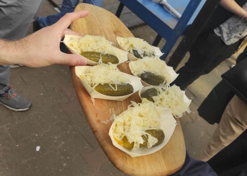 Krakow: Street Food Walking Tour - Key Points