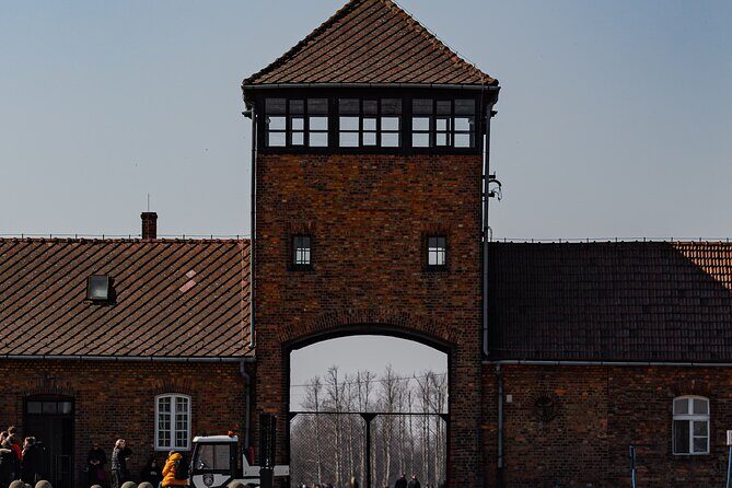 Krakow to Auschwitz Birkenau Guided Tour with Private Transfer - Transportation and Comfort