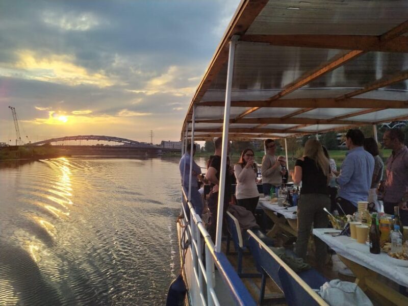 Krakow: Vistula River Cruise with Historical Views - What to Expect During the Tour