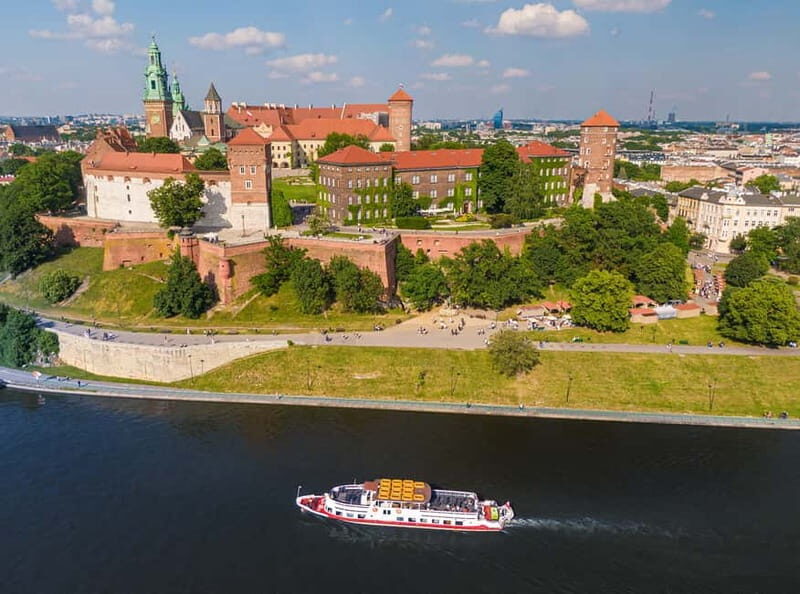 Krakow: Vistula River Sightseeing Cruise with Audio Guide - Key Points