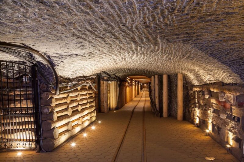 Krakow: Wieliczka Salt Mine Skip-the-Line Live Guided Tour - Accessibility and Suitability