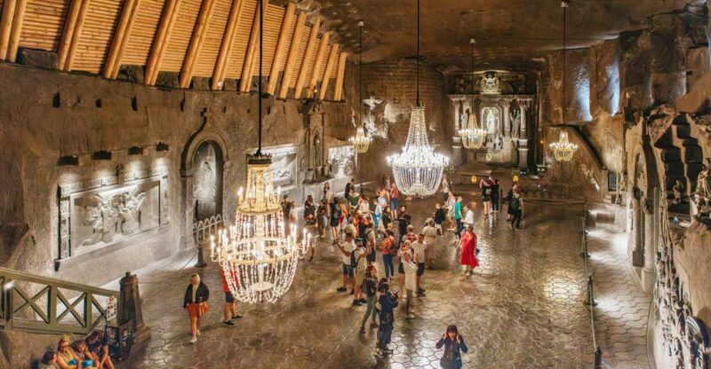 Krakow: Wieliczka Salt Mine Tour with Entry Ticket - Exploring the Wieliczka Salt Mine: What You Can Expect