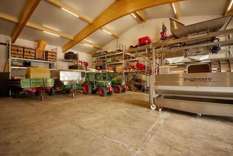 Kröv/Gut Hermes: Wine tour & tasting through vineyard, winery & champagne factory - Practical Details and Considerations