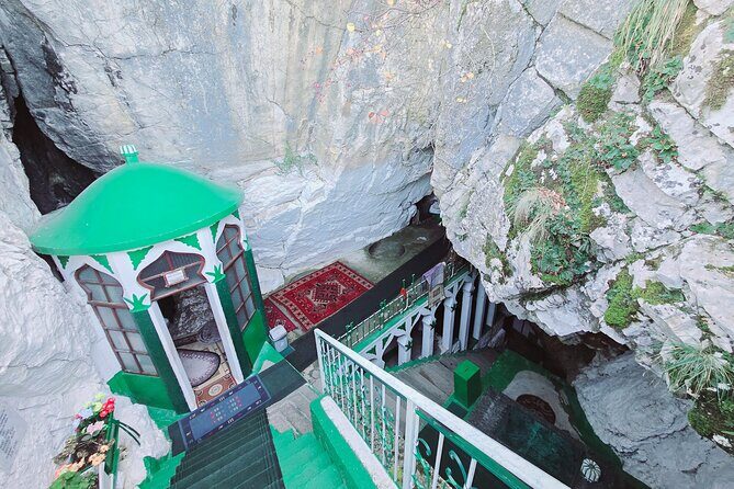 Kruja, Old Bazaar, Museum,Sari Saltik tour from Tirana - Key Points