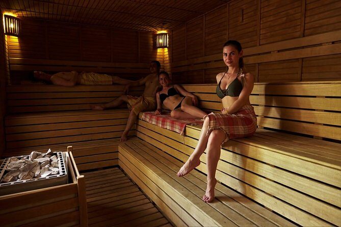 Kusadasi Turkish Bath Experience incl. Sauna, Peeling, Face mask - The Experience at a Glance