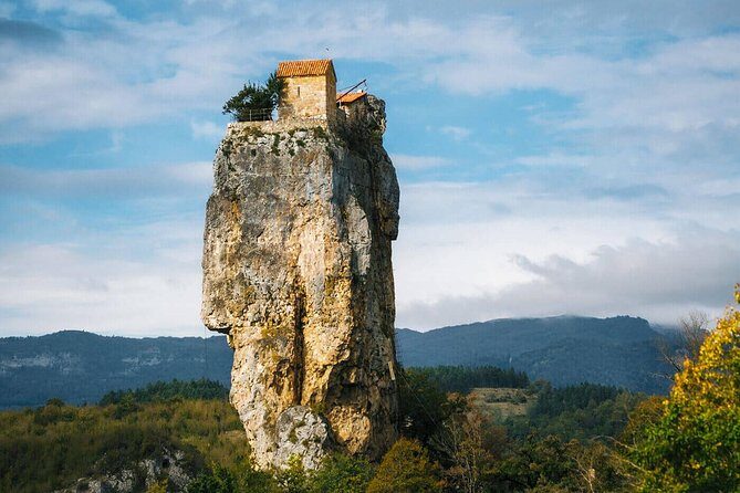 Kutaisi: Chiatura Cable Cars & Katskhi Pillar Guided Tour - A Deep Dive into the Itinerary