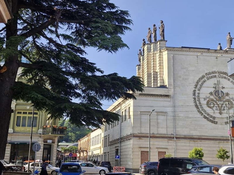 Kutaisi: Guided Walking Tour with Local Snack - A Deep Dive into the Experience