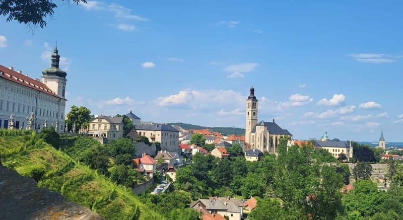 Kutna Hora: Historical Center and Sedlec Ossuary Tour - Transportation and Comfort