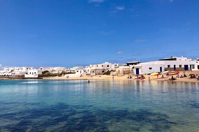 La Graciosa Island Tour for Cruise Passengers from Lanzarote - Return to Lanzarote: Ferry Back and Reflection
