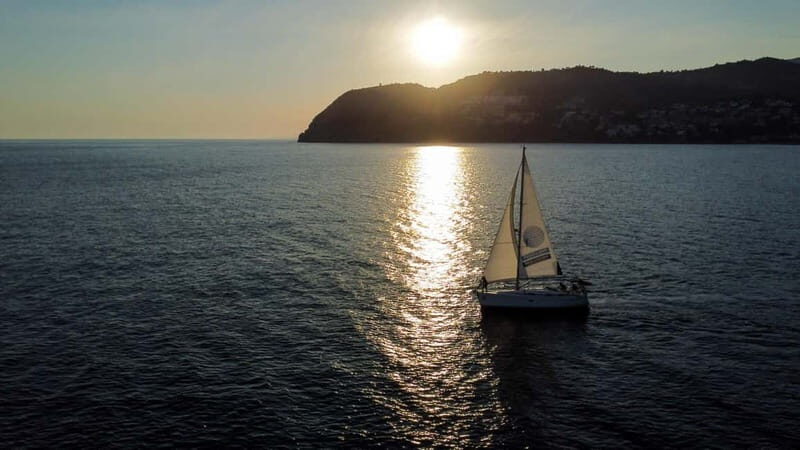 La Herradura-Maro-Nerja: Sailing at Sunset - Key Points