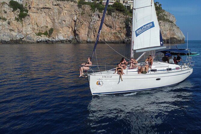 La Herradura: Sailboat with a view of dolphins-Shared - Discovering the La Herradura Sailboat Experience