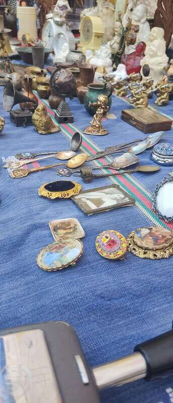 La Lagunilla's Antique Bazaar - A Closer Look at the La Lagunilla Antique Bazaar Tour