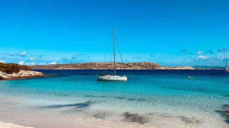 La Maddalena Arcipelago: Sailing boat tour with lunch - FAQs