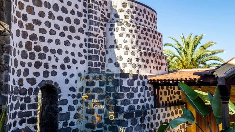 La Orotava:Casa de los Balcones & Molino del Hoyo Gofio Mill - What You Can Expect from Each Stop