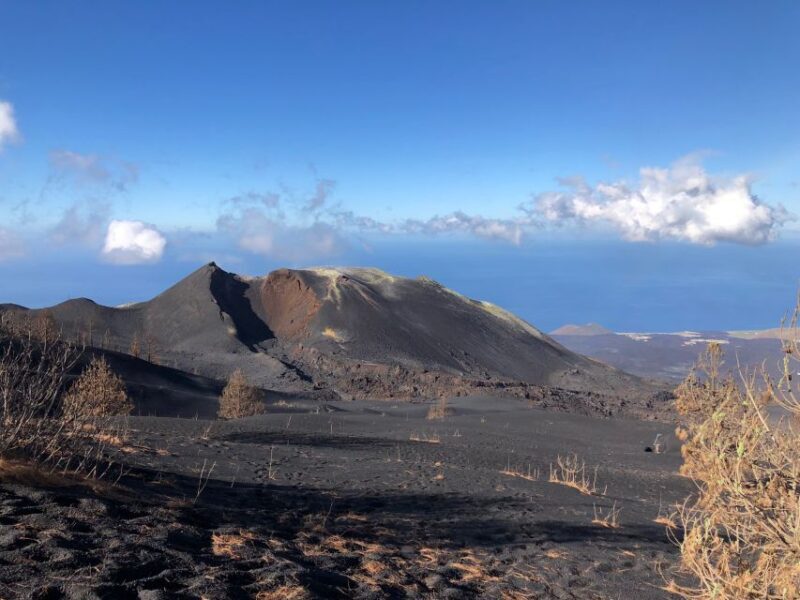 La Palma: Guided Tour to Tajogaite Volcano with Transfer - The Practical Aspects: Transportation, Cost, and Duration