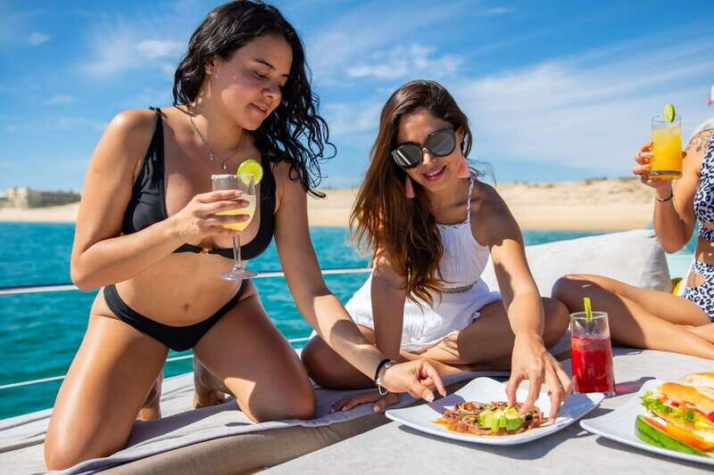 La Paz: Balandra Beach Luxury Yacht Charter Cruise - Authentic Insights from Reviewers