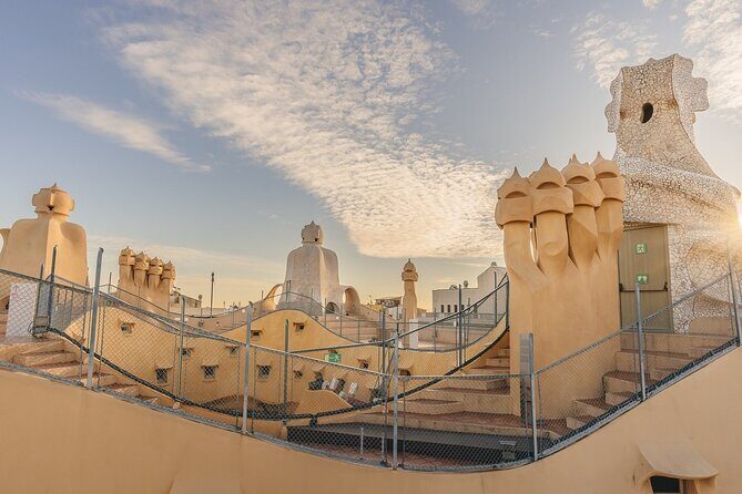 La Pedrera Guided Tour with Fast Track Access - Detailed Breakdown of the Itinerary