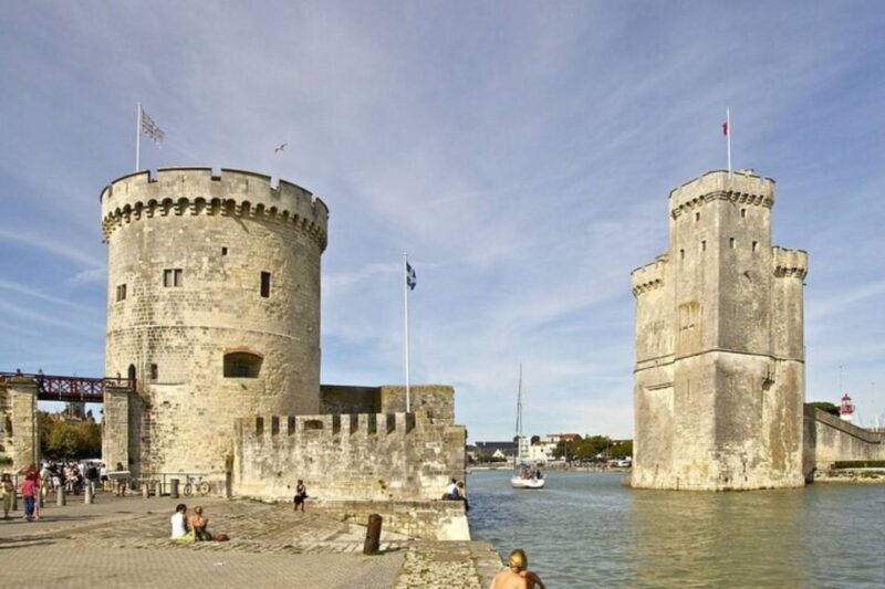 La Rochelle: Private custom tour with a local guide - What’s Included and What’s Not