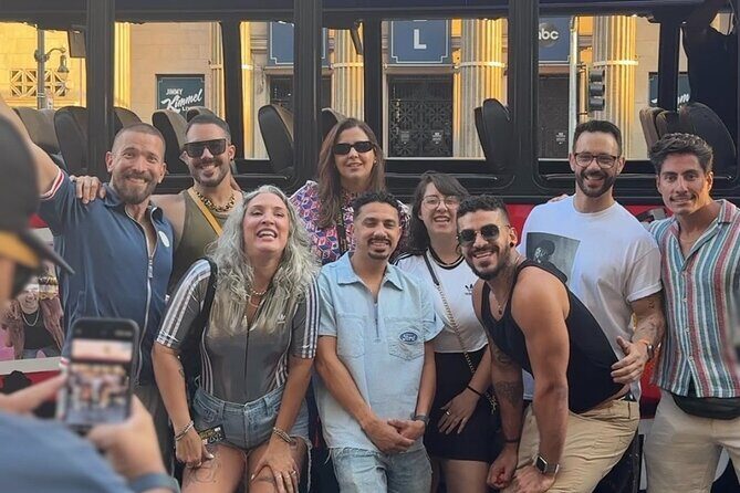 LA: TMZ Hollywood Nightlife Bar and Club Tour with Onboard DJ - FAQ