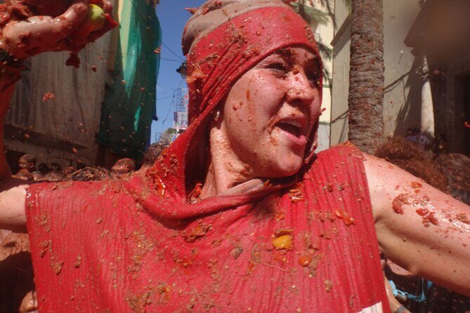 La Tomatina Day Trip from Barcelona with Ticket & Party Access - Key Points  