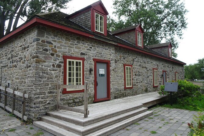 Lachine self-guided walking tour & scavenger hunt - FAQ