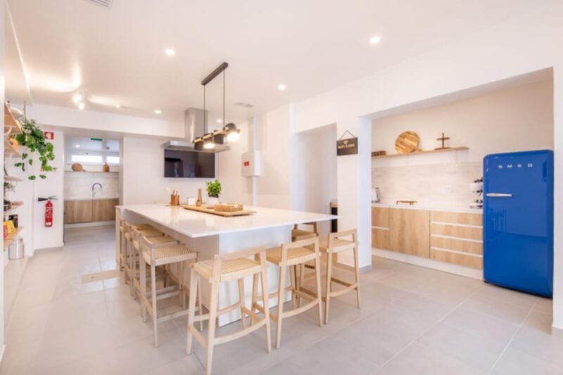 Lagos: Bake Pastel de Nata  Class in Lagos, Algarve - The Cooking Process & Tips