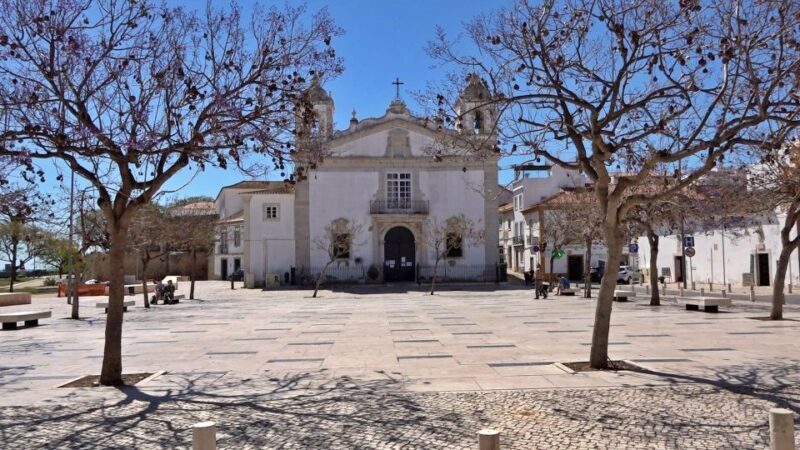 Lagos: Old Town, New Town, and Beaches Tuk Tuk Tour - The Sum Up